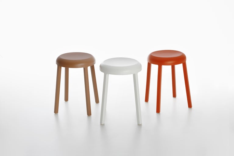 Emeco ZA Small Stool in White Grey Finish by Naoto Fukasawa For Sale at ...
