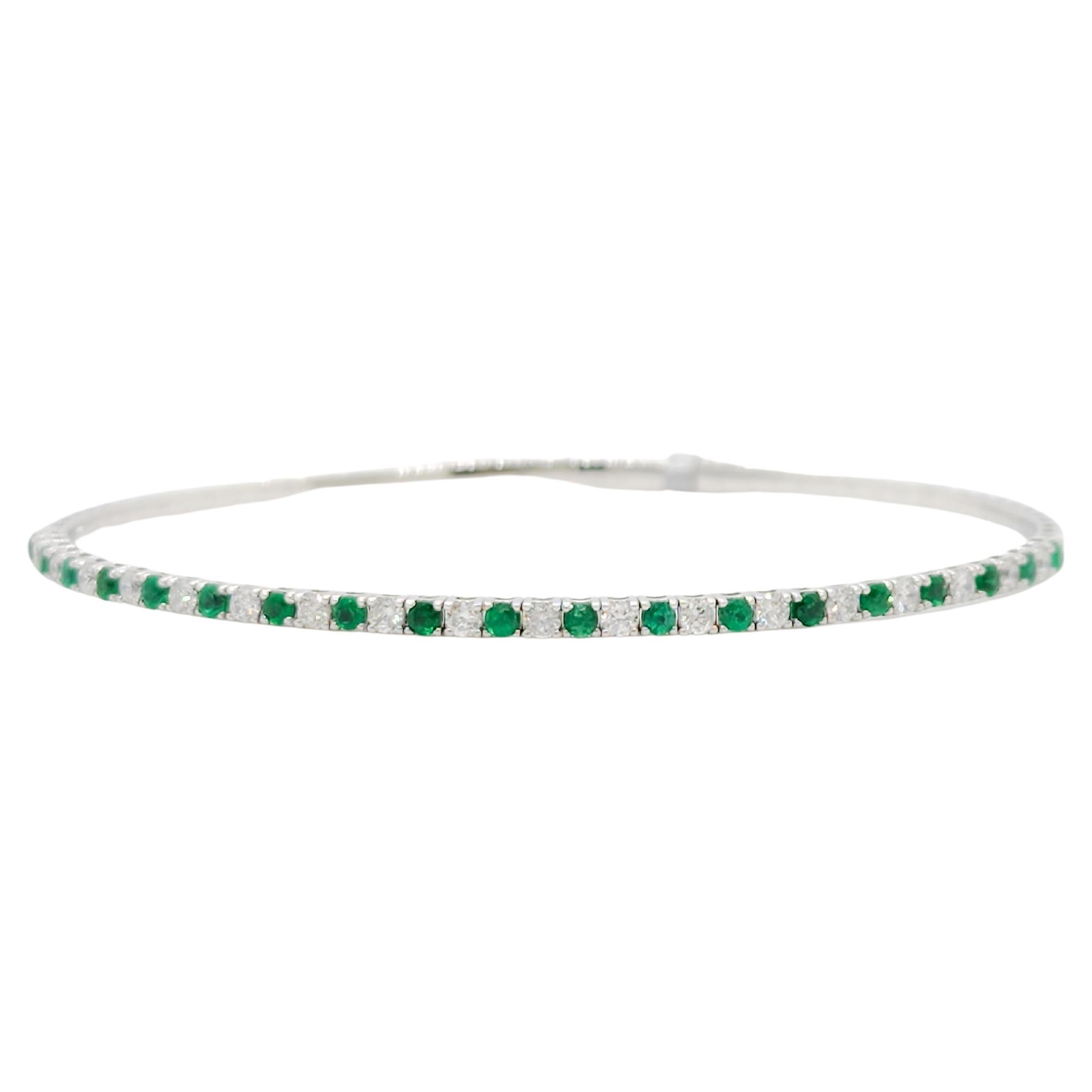 Yellow Gold Diamond and Emerald Bangle For Sale at 1stDibs