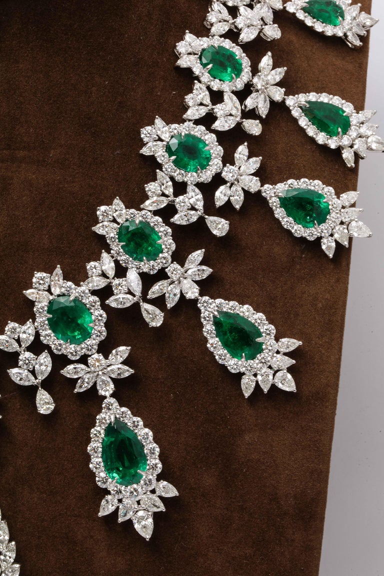 Emerald and Diamond Drop Necklace For Sale at 1stDibs