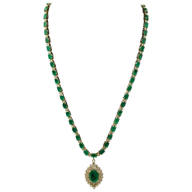 Emerald and Diamond Necklace with Emerald Chain For Sale at 1stDibs