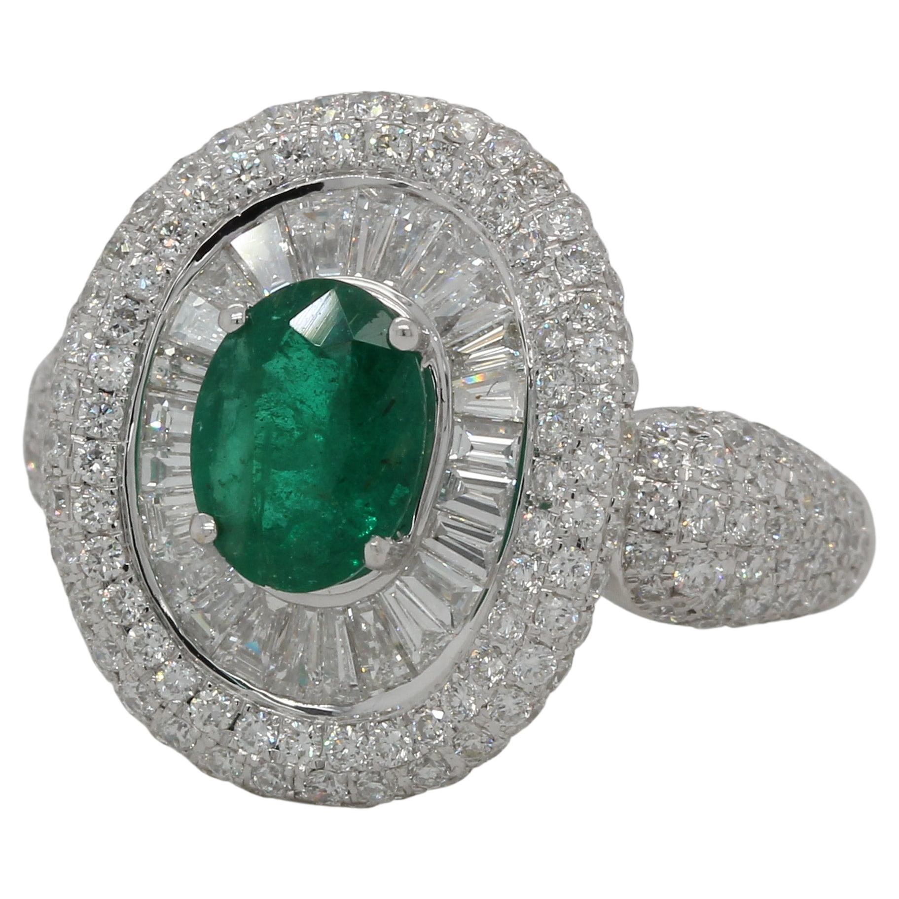 Emerald and Diamond Ring in 18 Karat Gold at 1stDibs
