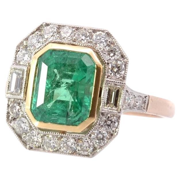 Emerald and diamonds ring in 18k yellow gold and platine For Sale at ...