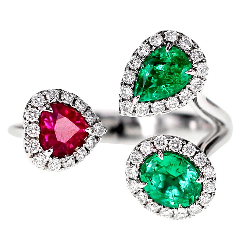 Emerald and Ruby Petite Ring at 1stDibs