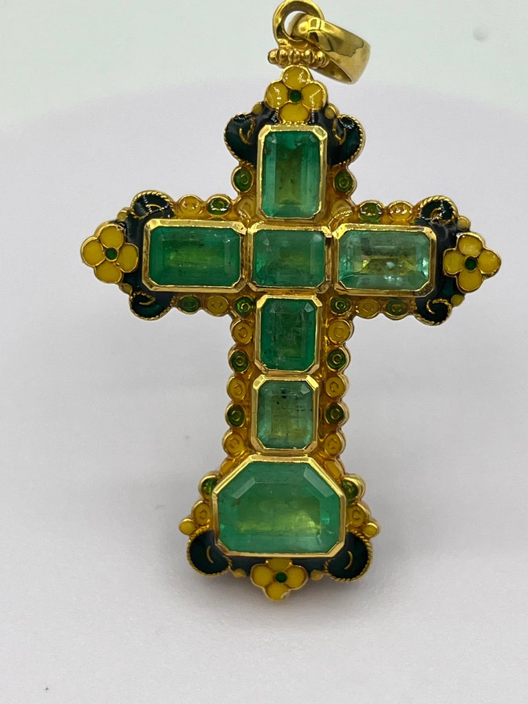 Emerald Cross Enamel 18 K For Sale at 1stDibs