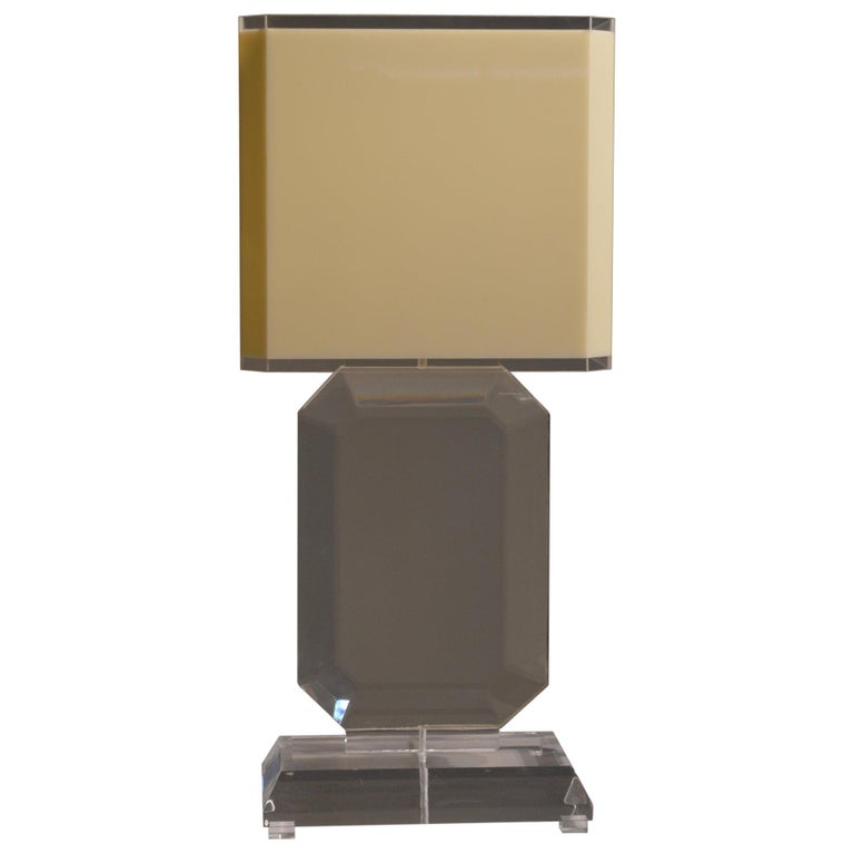 Large Lucite Gem Table lamp with Acrylic Shade 1970's For Sale at 1stDibs