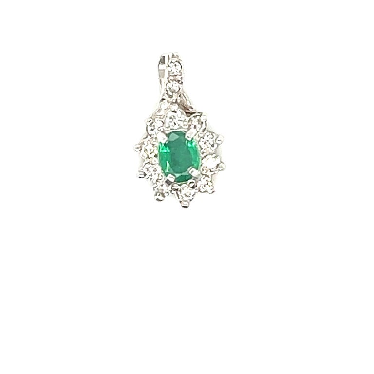 Emerald Dia Pendant For Sale at 1stDibs