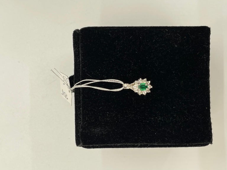 Emerald Dia Pendant For Sale at 1stDibs
