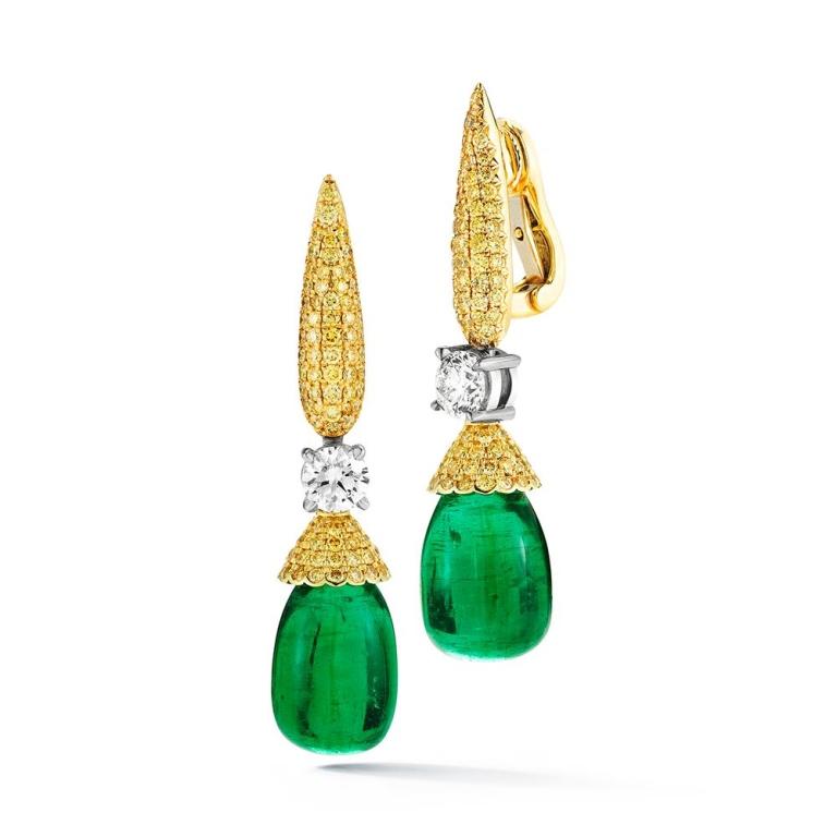 Emerald Drop Earring For Sale at 1stDibs