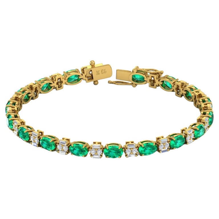 Emerald Gemstone Bracelet Diamond 18 Karat Yellow Gold Handmade Fine Jewelry For Sale at 1stDibs