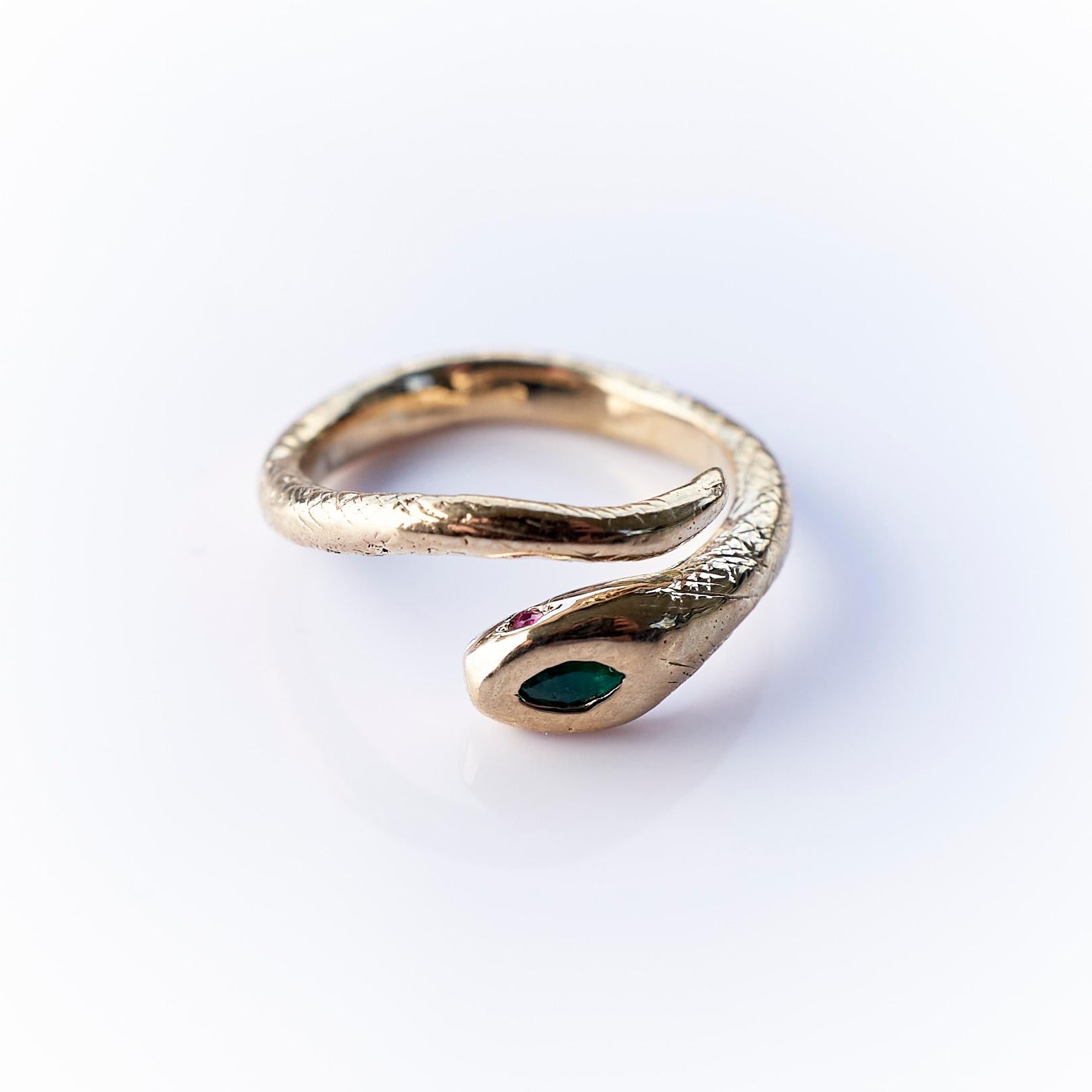 Emerald Ruby Snake Ring For Sale at 1stDibs