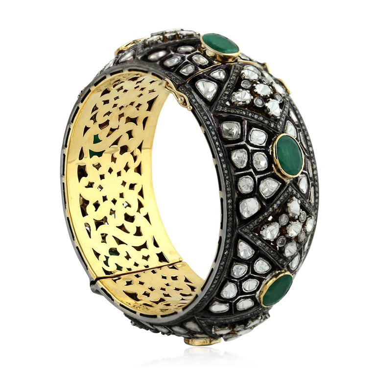 Emerald and Rose Cut Diamonds Bangle with Carved Grill Made in 14k Gold ...
