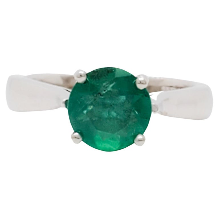 Emerald Round Solitaire Ring in Platinum For Sale at 1stDibs
