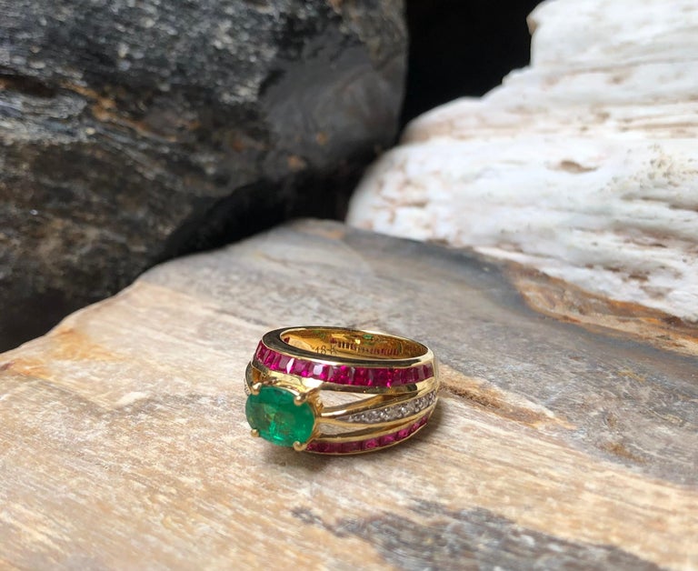 Emerald with Ruby and Diamond Ring Set in 18 Karat Gold Settings For ...