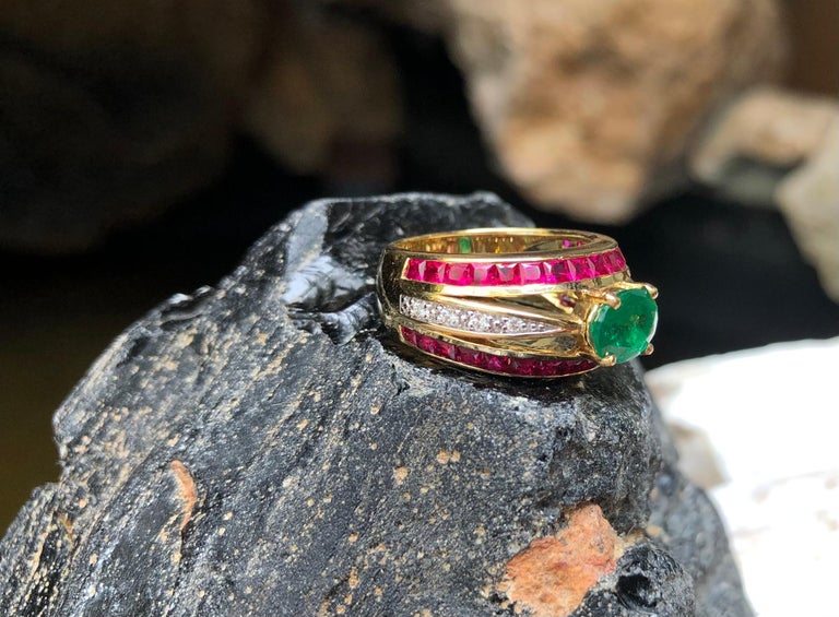 Emerald with Ruby and Diamond Ring Set in 18 Karat Gold Settings For ...