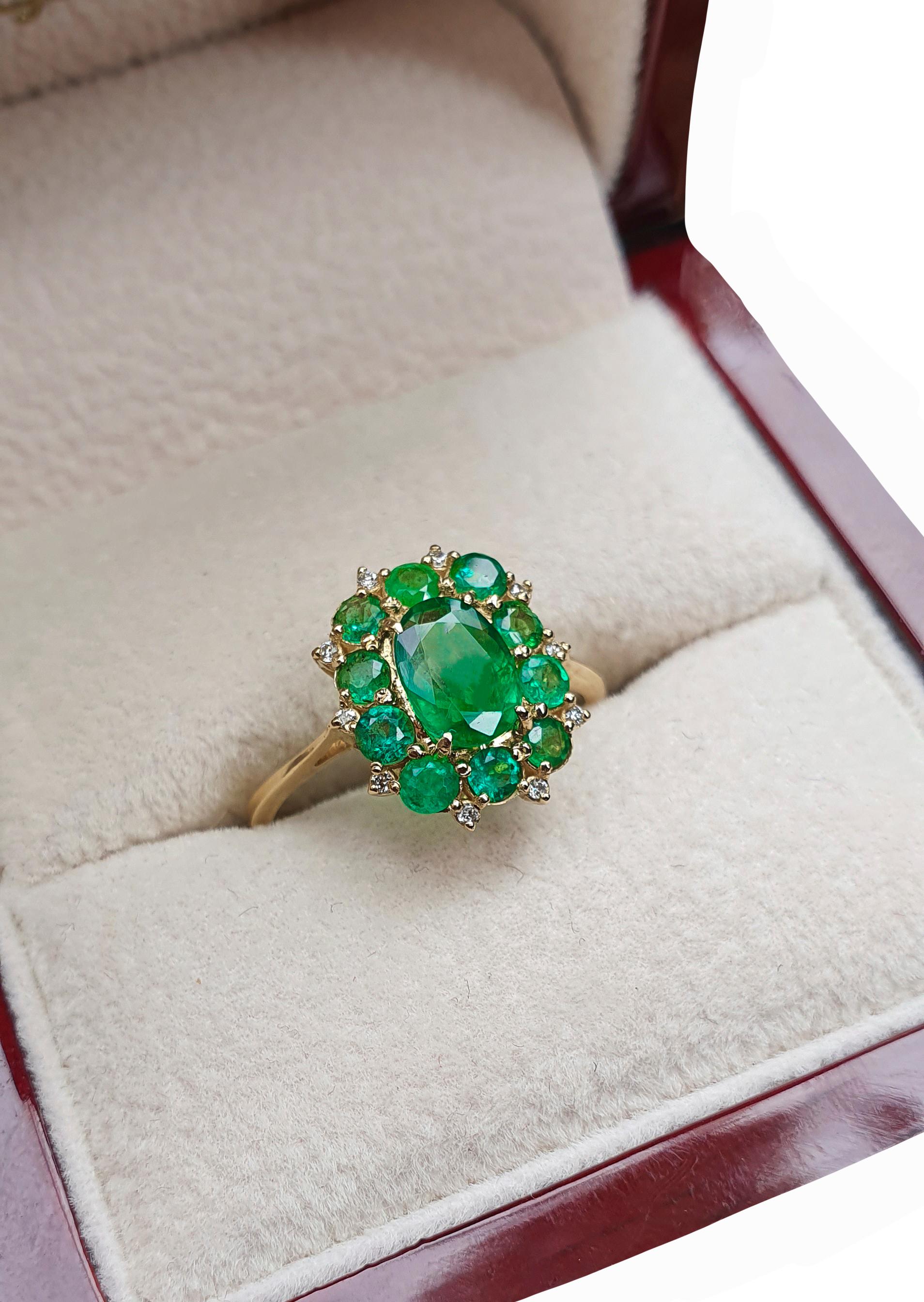 Emeralds and Diamonds 14k Gold Ring For Sale at 1stDibs