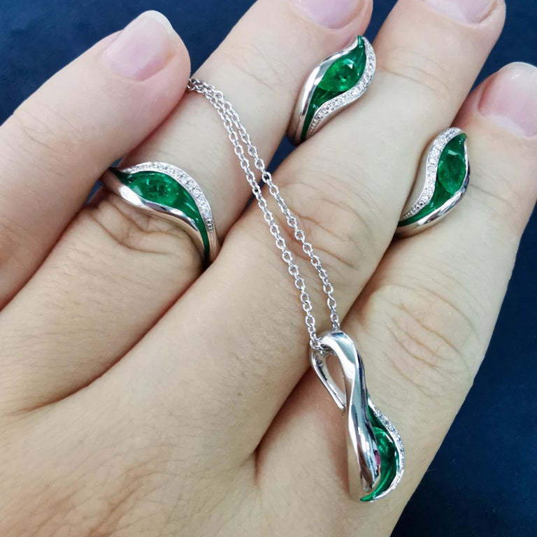 Emeralds Diamonds Enamel 18 Karat White Gold Melted Colors Suite For ...