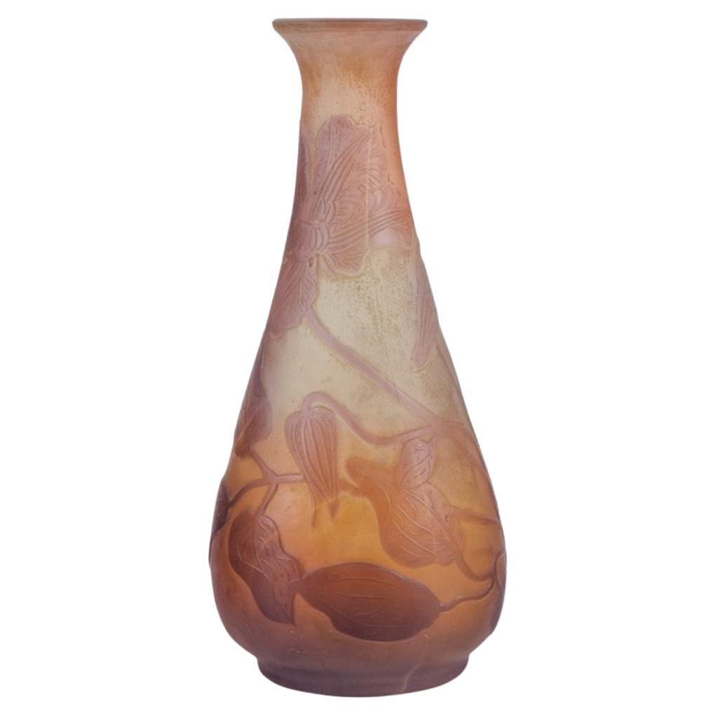 Emile Gallé, art glass vase decorated with flowers in purple. Ca. 1915 ...