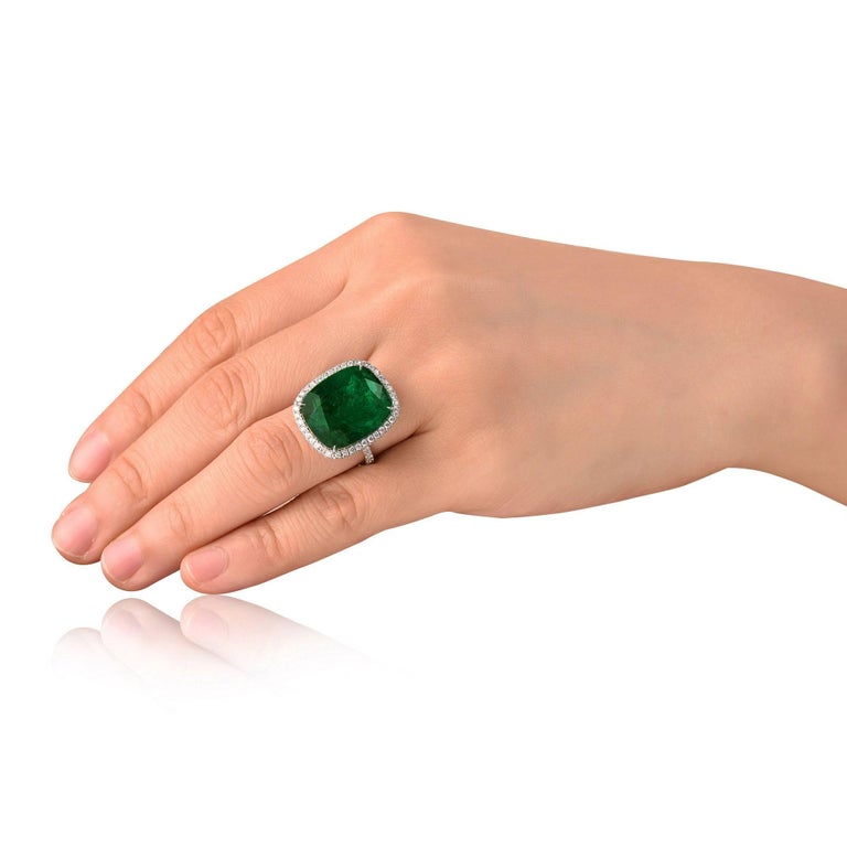 Emilio Jewelry Stunning Large Emerald Ring 17.00 Carat Ring at 1stDibs ...