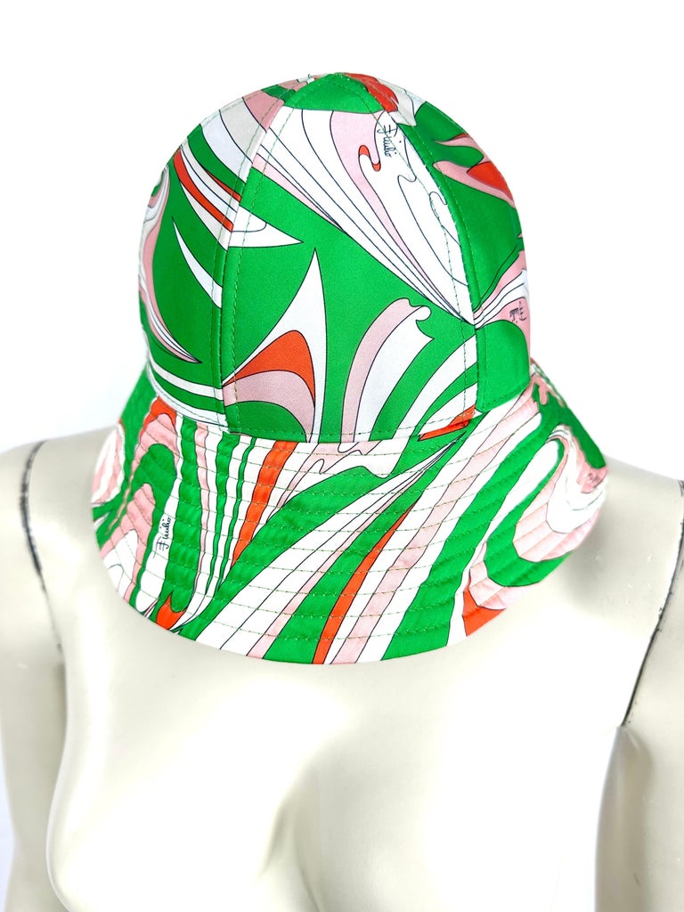 Emilio Pucci Vortici print bucket hat For Sale at 1stDibs
