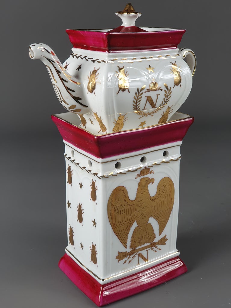 Empire Style Teapot in Paris Porcelain For Sale at 1stDibs
