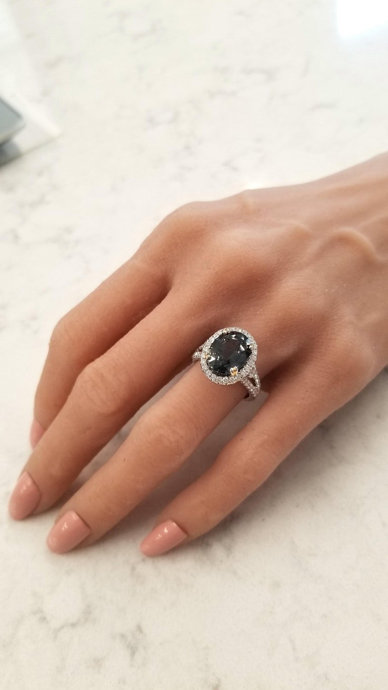 Emteem Lab Certified 6.12 Carat Oval Green Sapphire and Diamond ...