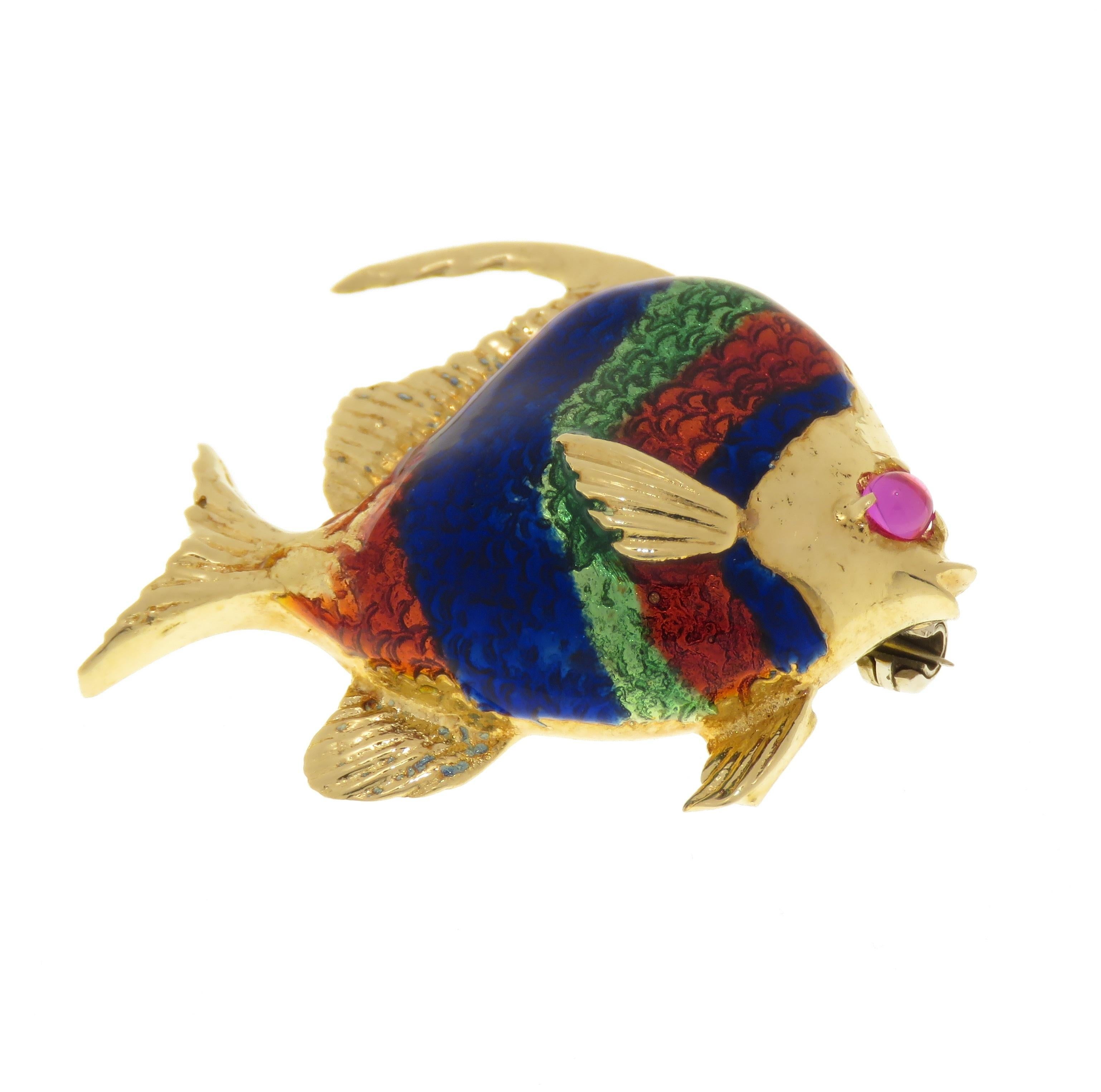 18 Karat Yellow Gold Schlumberger Fish Brooch For Sale at 1stDibs
