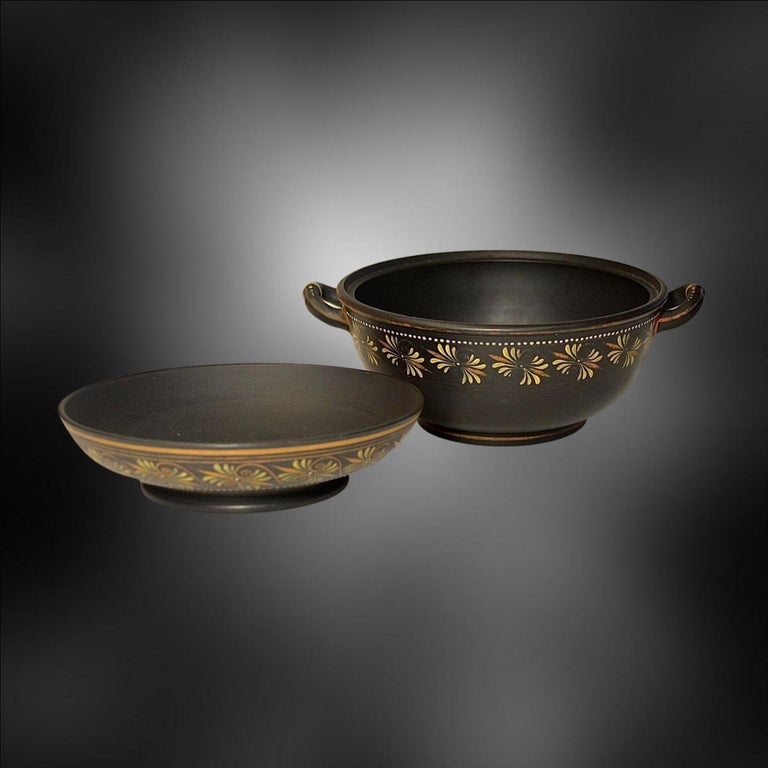 Encaustic Painted Ecuelle, Wedgwood, circa 1790 For Sale at 1stDibs