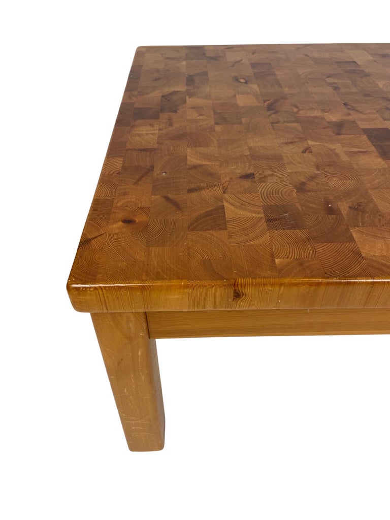 End Grain Pinewood Side Table For Sale at 1stDibs