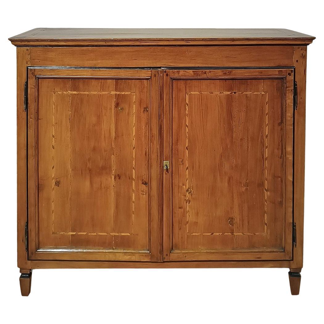 END OF THE 18th CENTURY TUSCAN NEOCLASSICAL SIDEBOARD For Sale at 1stDibs