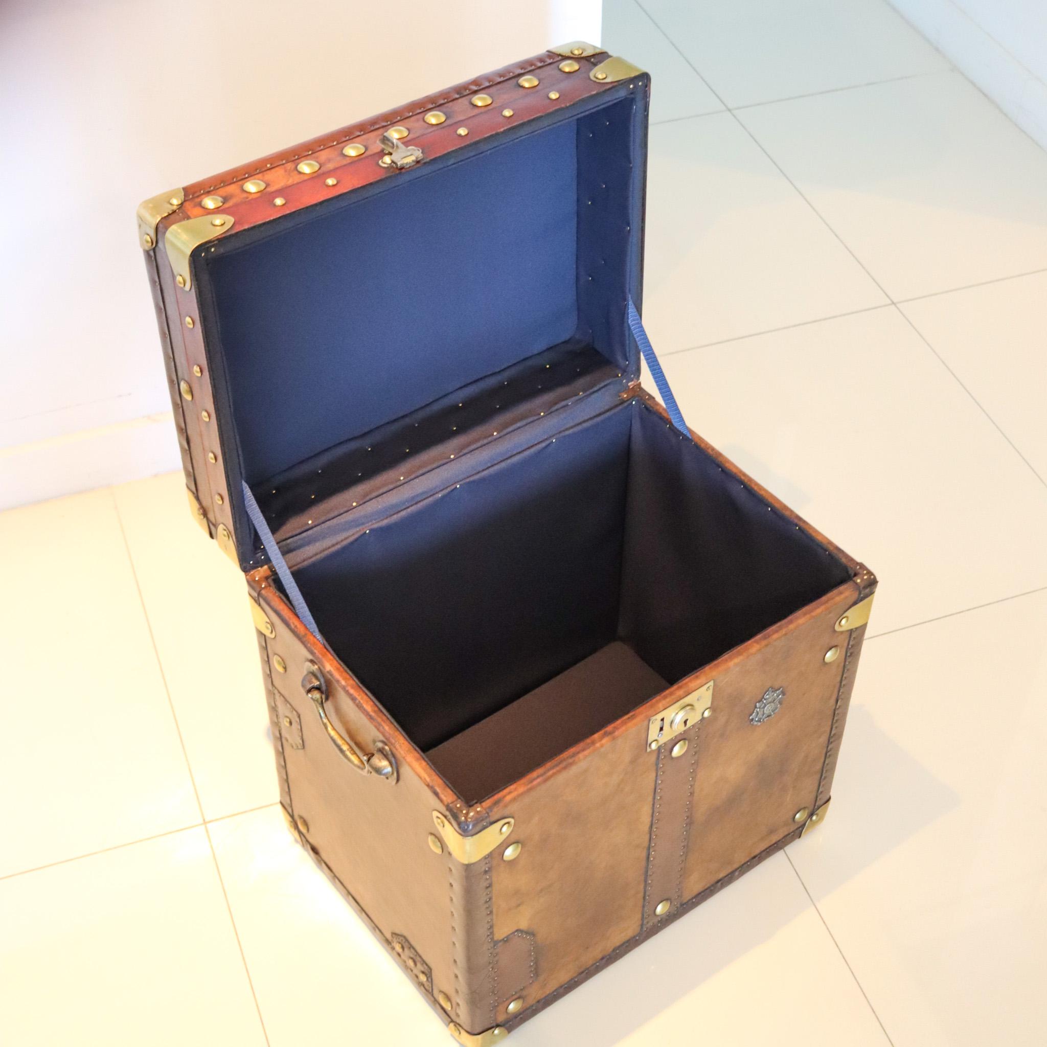 England 1900 Victorian Pair of Army Officer Travel Chests in Leather ...