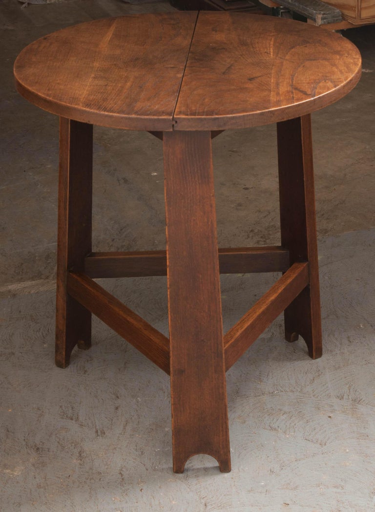 English 19th Century Arts and Crafts Oak Cricket Table at 1stDibs