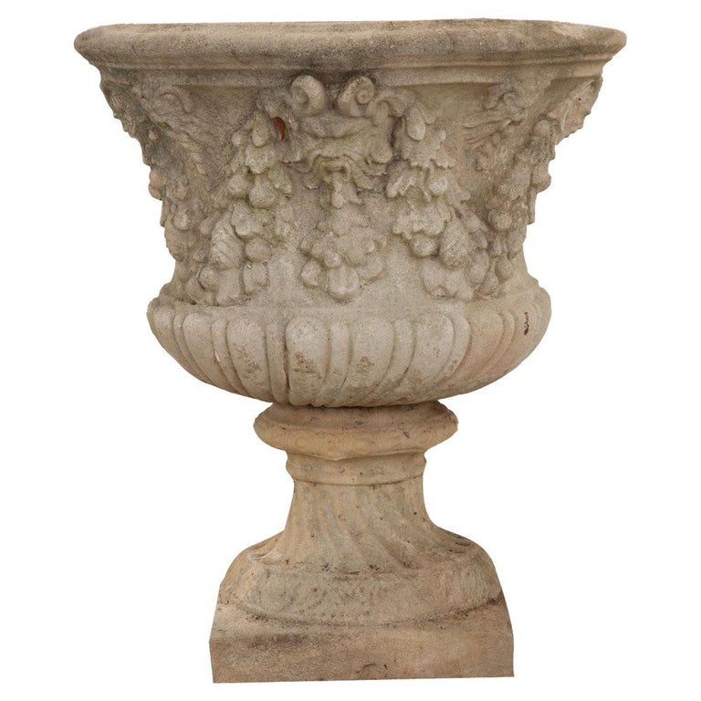 English 19th Century Stone Planter For Sale at 1stDibs