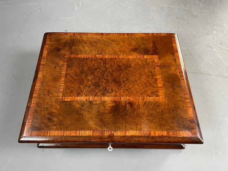 English Antique Burr Maple and Tulip Lace Box For Sale at 1stDibs