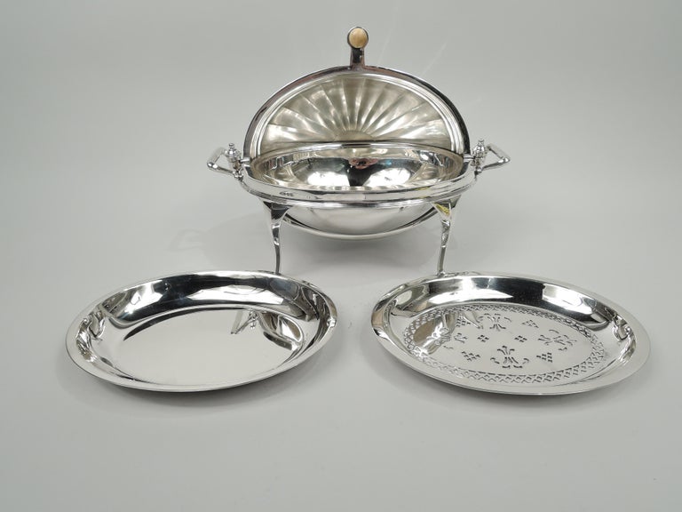 English Classical Sterling Silver Bun Warmer For Sale at 1stDibs