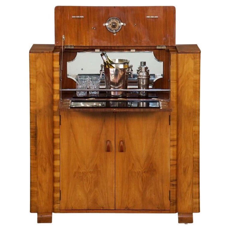 Meuble de bar ou de bar à boissons anglais de l'époque Art déco En ...