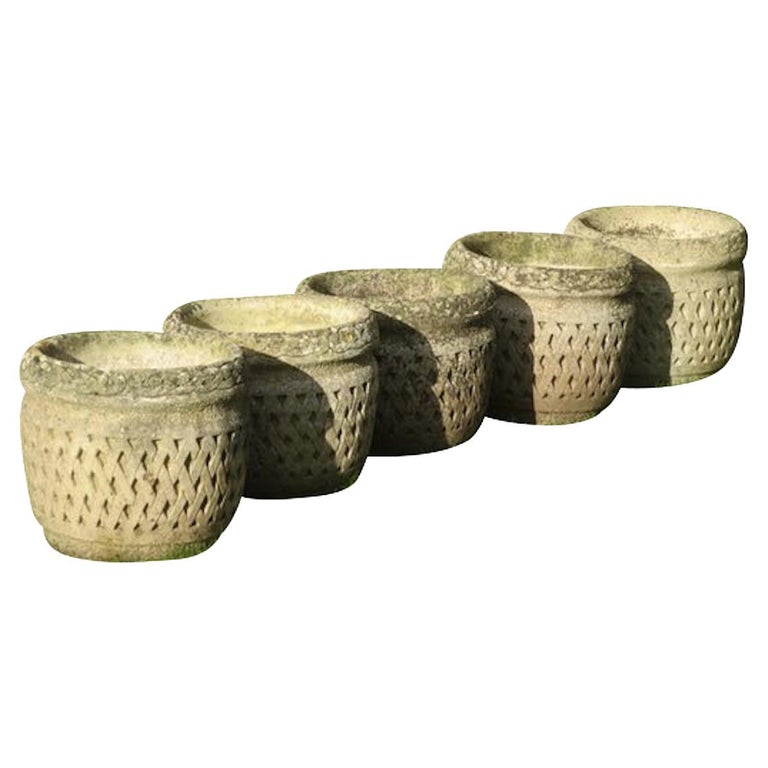 English Cotswold Stone Pot, 1940s at 1stDibs