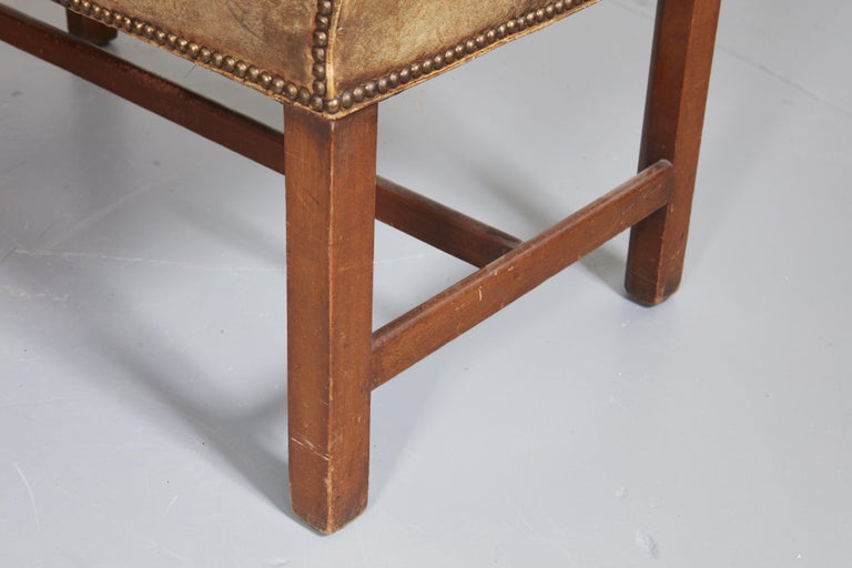 English Country House Saddle Leather Window Bench For Sale at 1stDibs