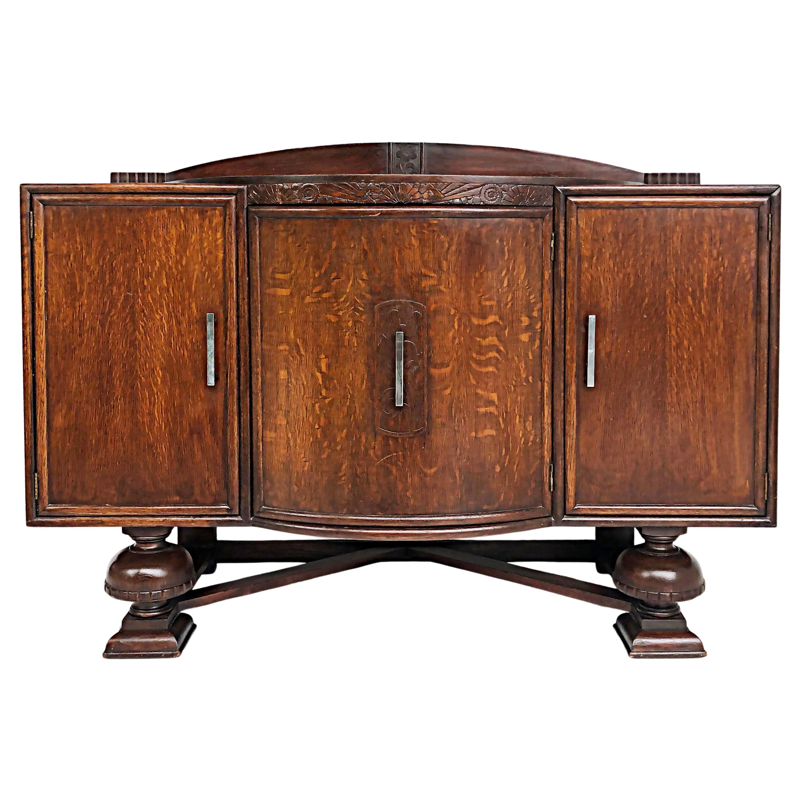 Unique Art Deco Stand Behind Lighted Bar at 1stDibs