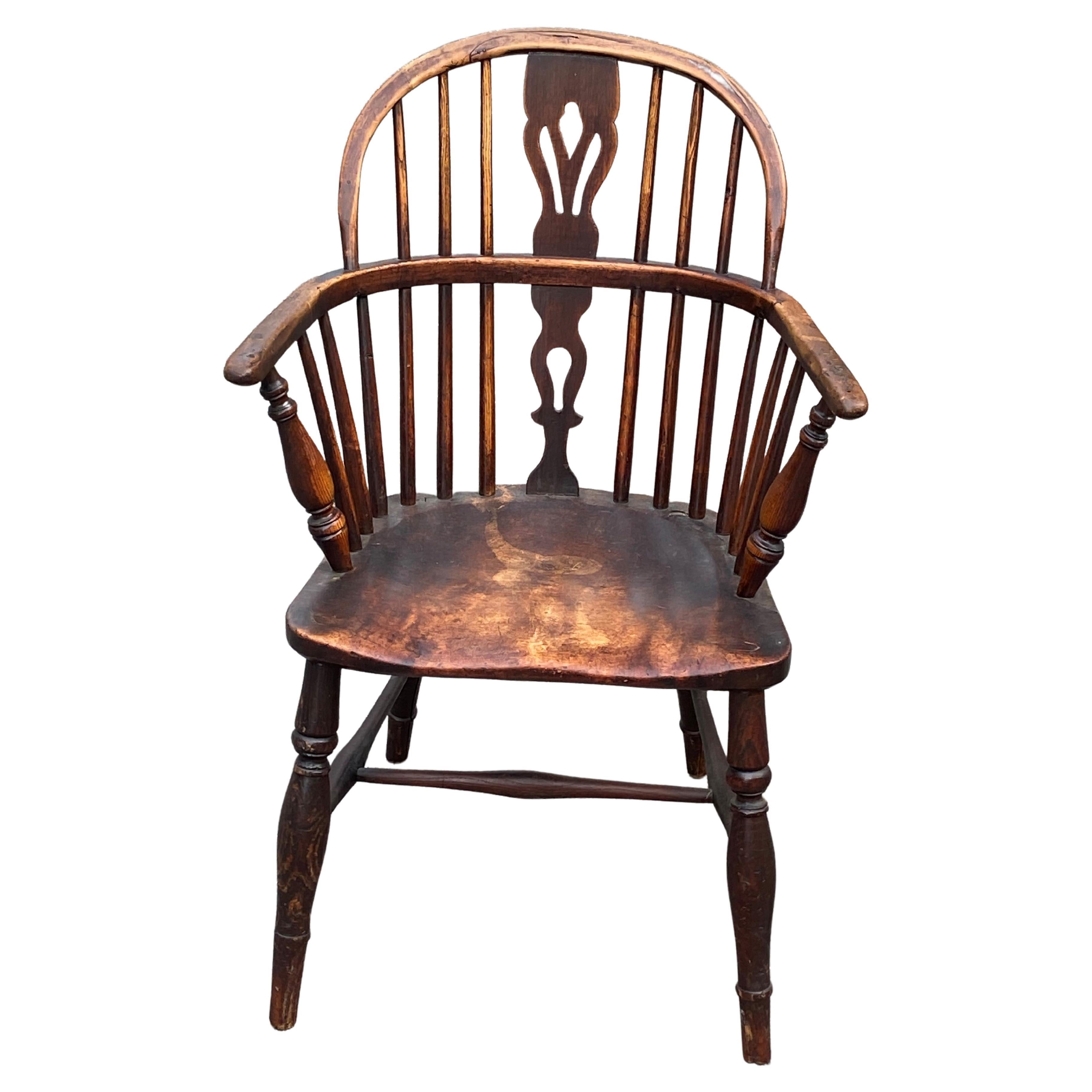 Victorian Antique Bow-Back Chair, English Elm Windsor, circa 1870 at ...