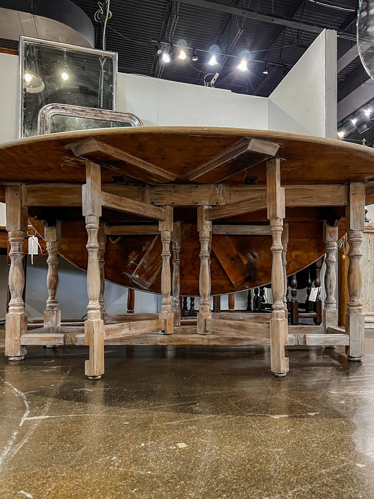 English Gate Leg Drop Leaf Table Console or Dining at 1stDibs