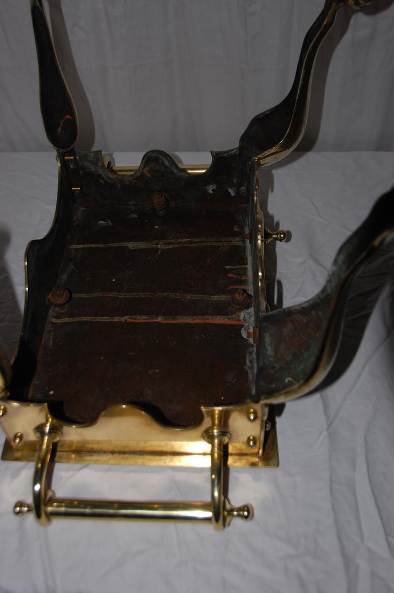 English George III Cast Brass Footman with Cabriole Legs and Paw Feet ...