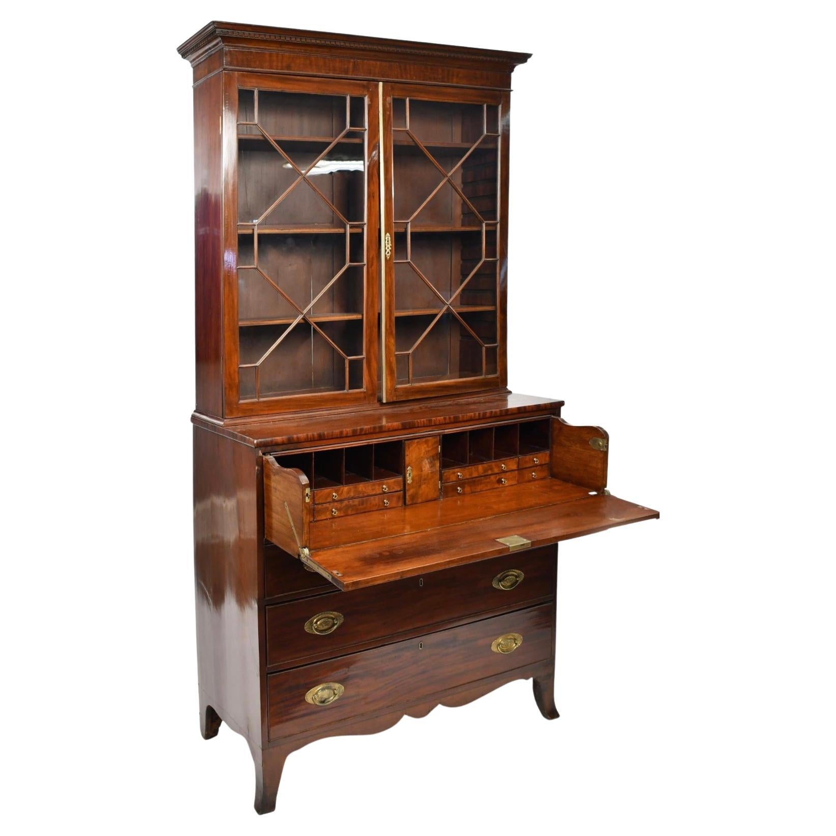 English George III Secretaire Bookcase, circa 1790 at 1stDibs