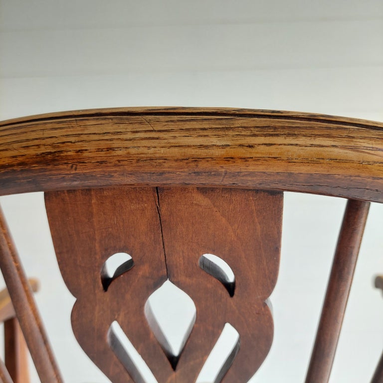 English Georgian Elm Windsor Armchair Double Bow Spindle Back, 1900s ...