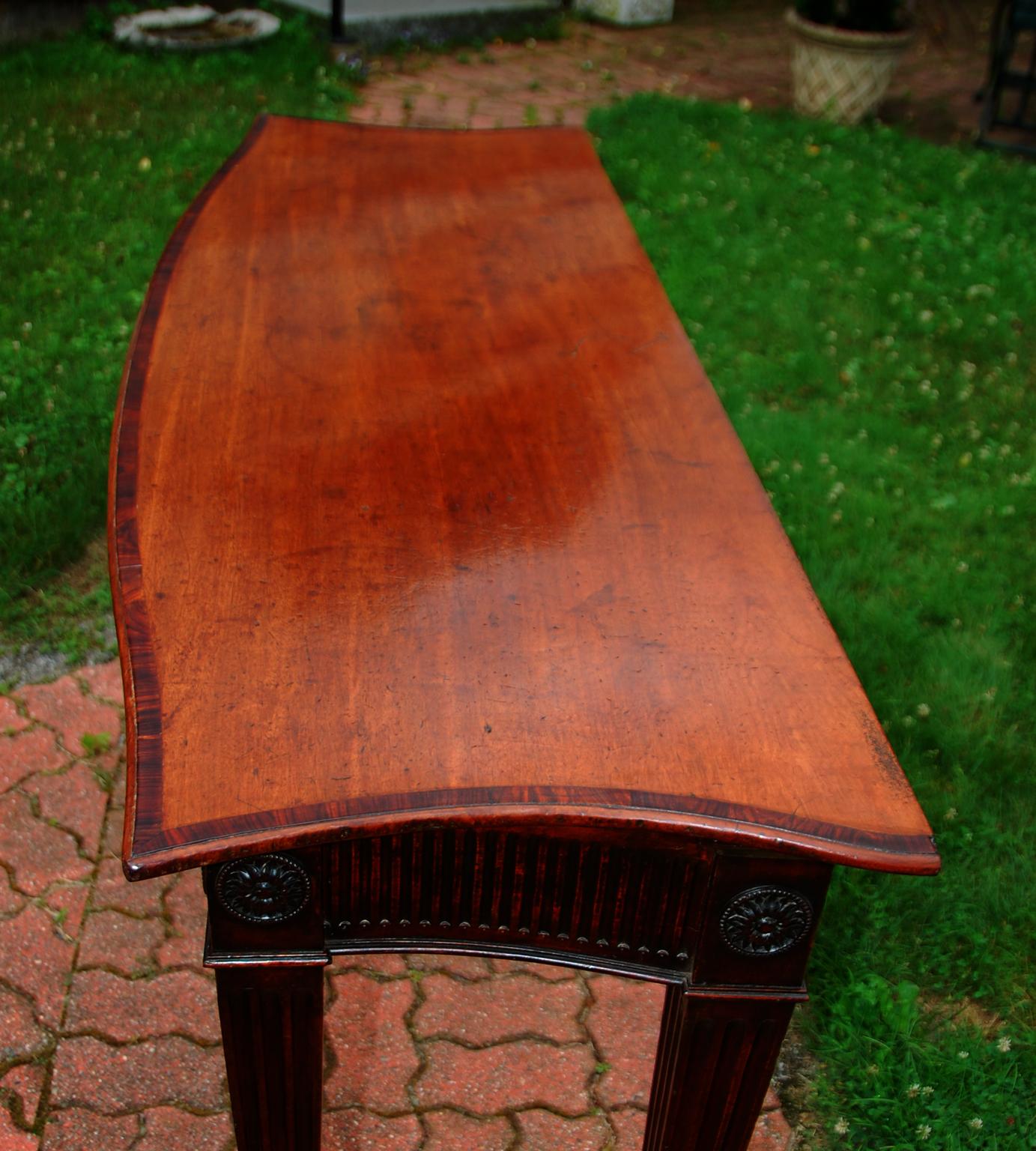English Georgian Mahogany Bowfront Sideboard or Hall Table Fluted Legs and Skirt For Sale at 1stDibs