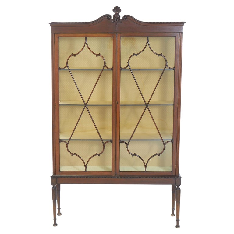 Meuble de rangement en acajou de style géorgien anglais En vente sur ...