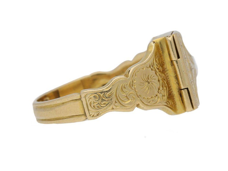 English Gold Locket Ring c1917 For Sale at 1stDibs
