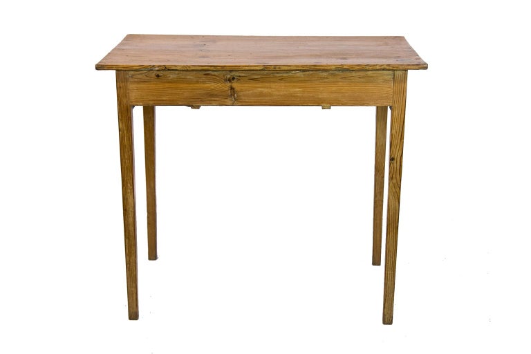English Heart Pine Side Table at 1stDibs