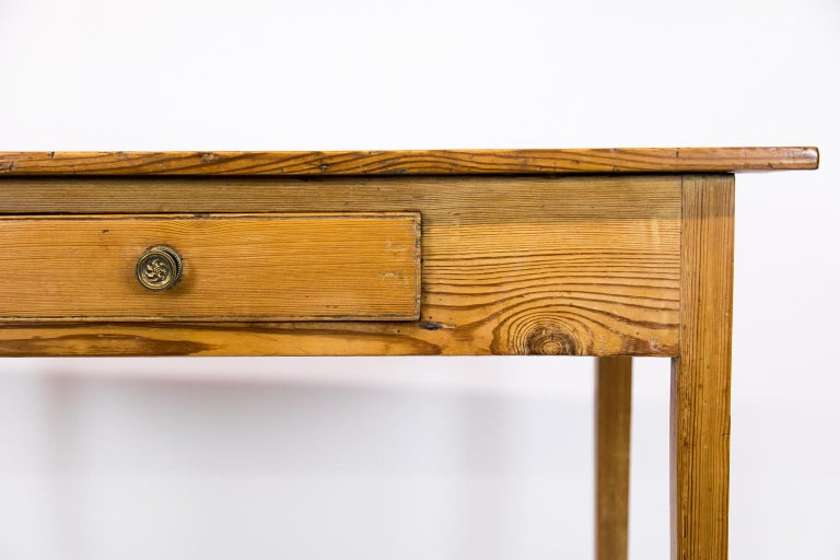 English Heart Pine Side Table at 1stDibs