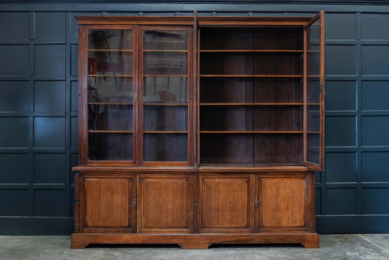 English Large Mahogany Glazed Country House Bookcase For Sale at 1stDibs