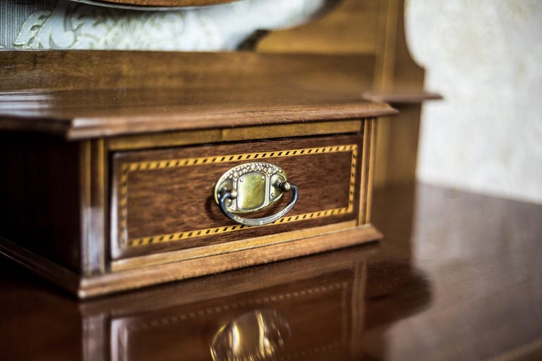 English Mahogany Vanity in the Neoclassical Style at 1stDibs
